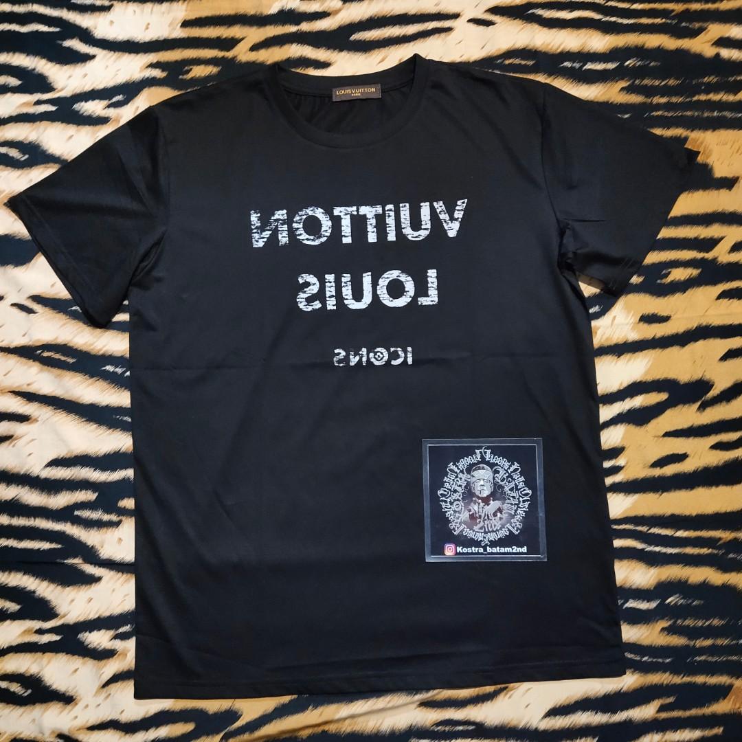 Louis Vuitton tee, Fesyen Pria, Pakaian , Atasan di Carousell