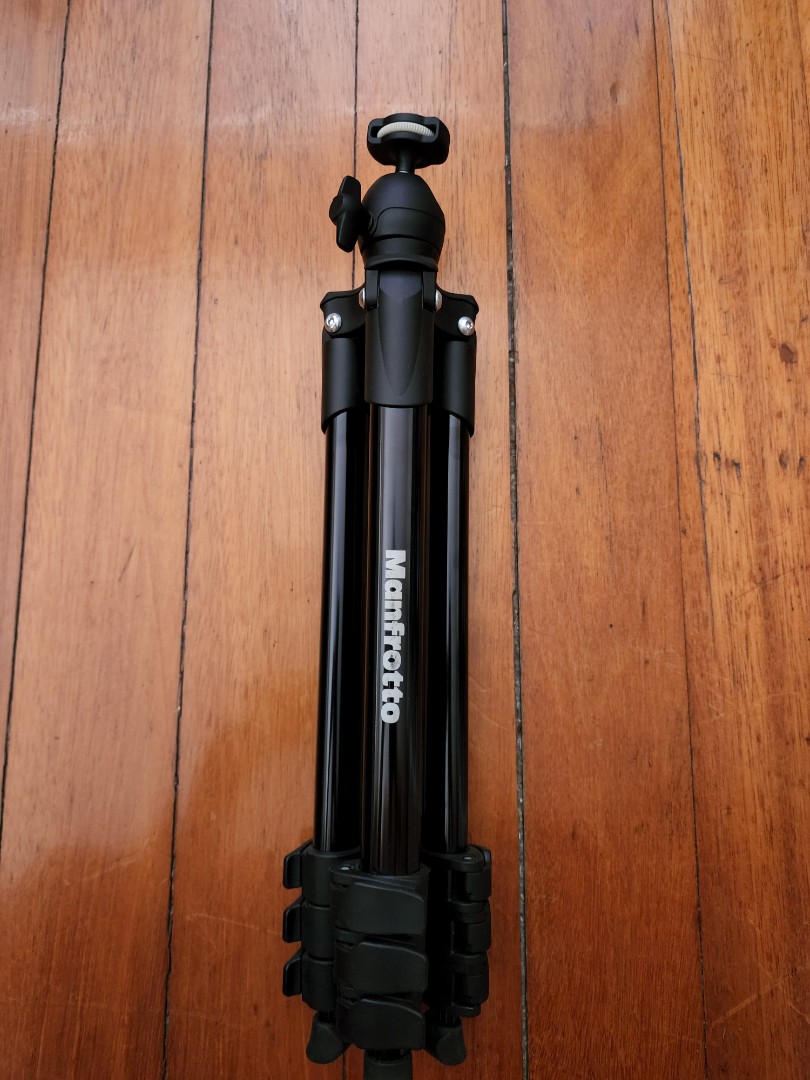 Manfrotto compact light aluminum tripod, Photography, Photography ...