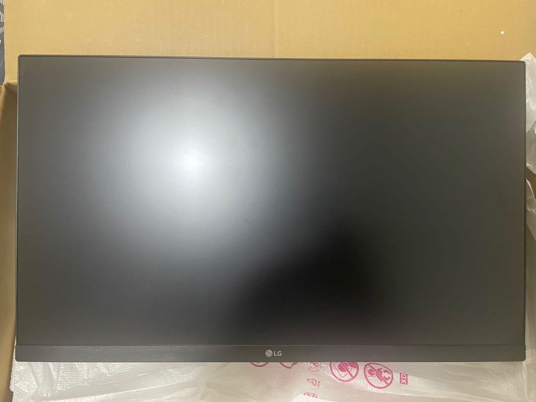 24’’ LG Monitor available for sell. The monitor was used for just 3 ...