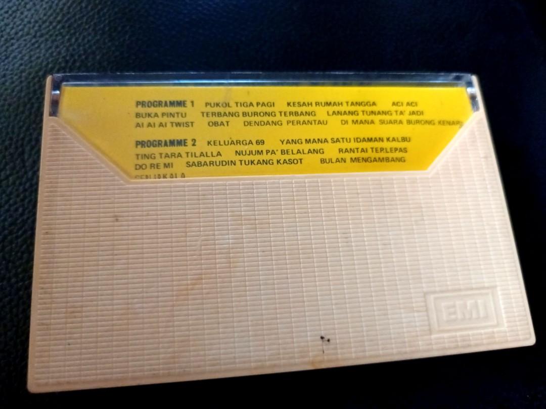 P. RAMLEE Cassette -Kenangan Abadi P. Ramlee A.M.N., Hobbies & Toys, Music & Media, CDs & DVDs ...