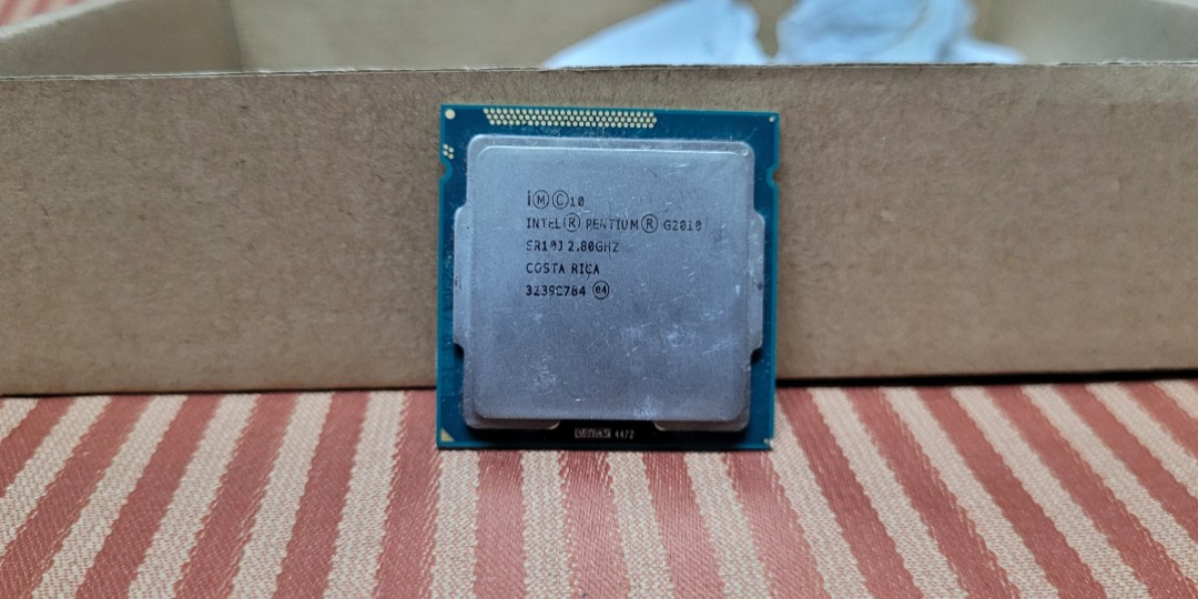 Processor intel pentium G2010, Computers & Tech, Parts & Accessories, Computer Parts on Carousell
