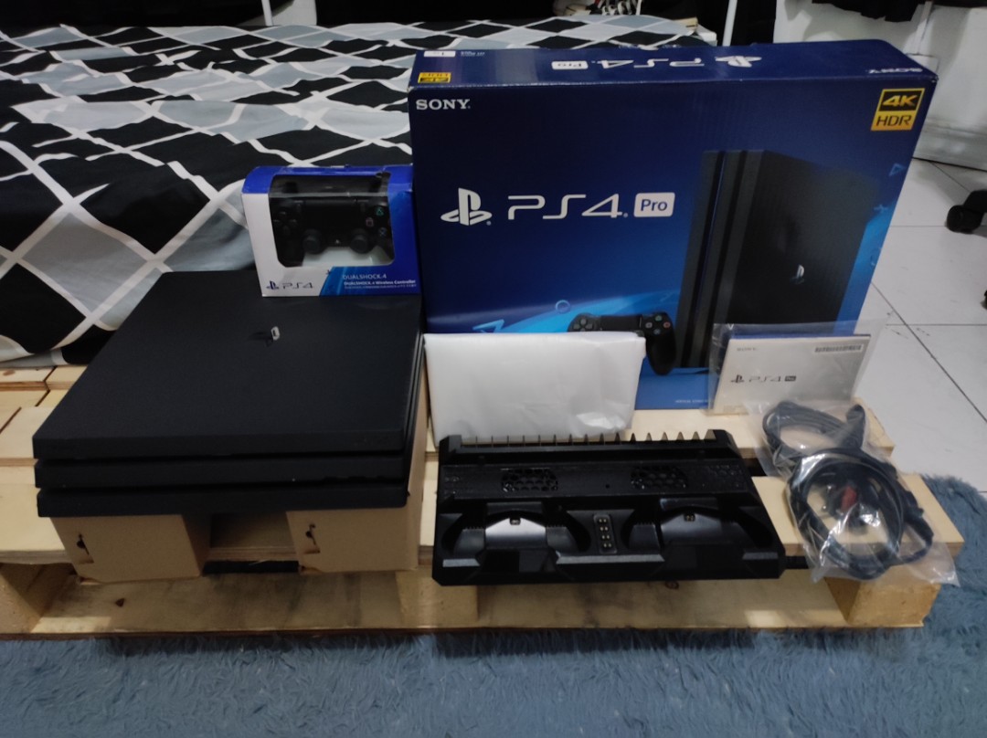 PS4 PRO 4K HDR, Video Gaming, Video Game Consoles, PlayStation on Carousell