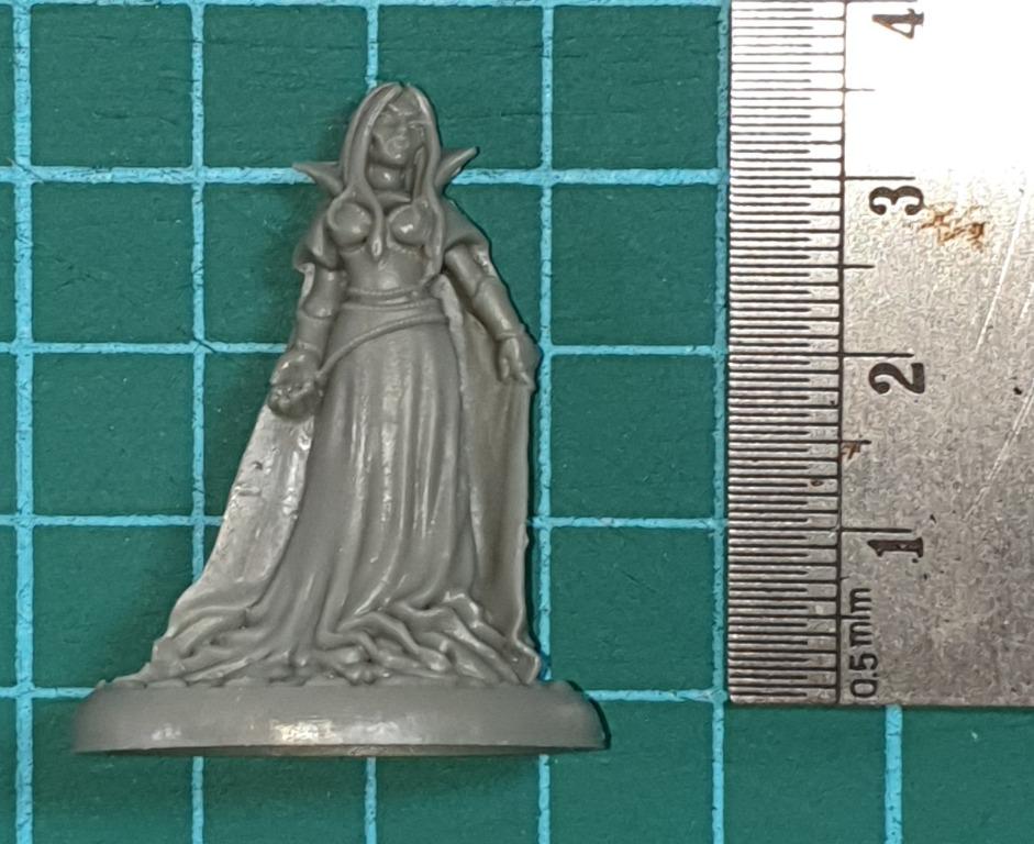 Reaper Bones - Vampiress Miniature for Dungeon & Dragons & other RPG ...