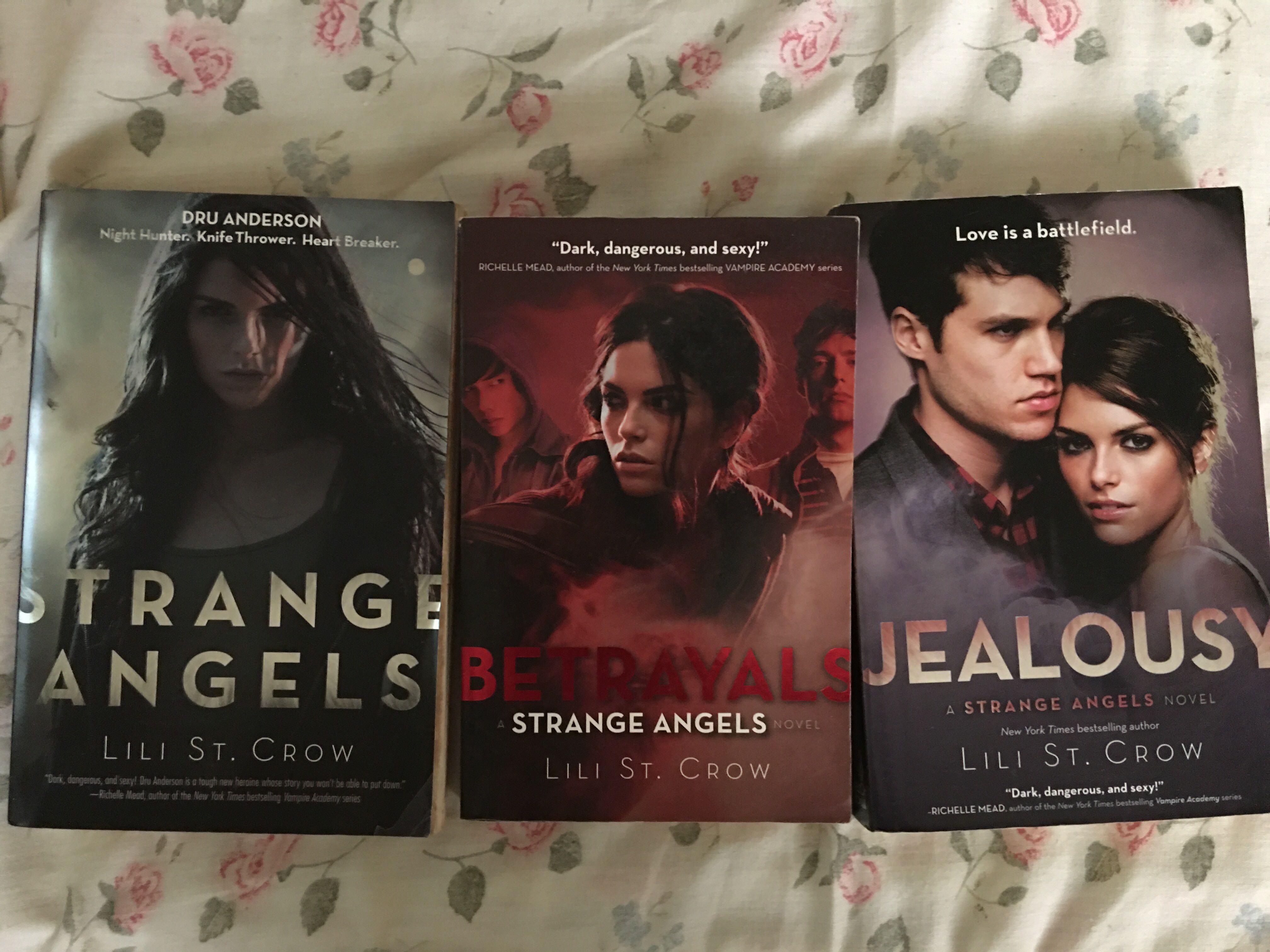 Strange angels series, Hobbies & Toys, Books & Magazines, Fiction & Non ...