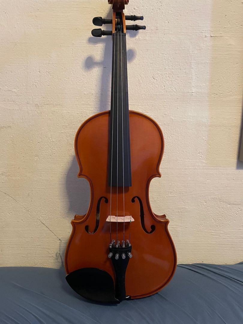 Yamaha Violin V-5 4/4, Hobbies & Toys, Music & Media, Musical ...