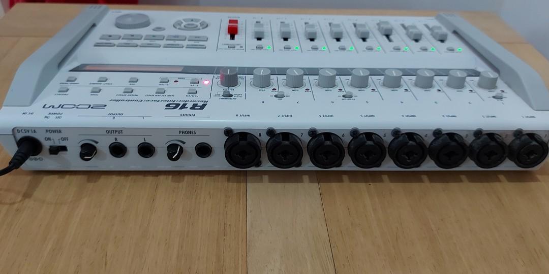 Zoom R16 MultiTrack Recorder Mixer Computer Interface and Controller ...