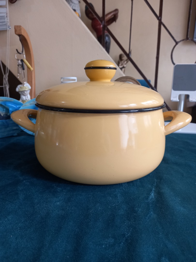 Alice Alissa Paris by Ejiry Enamel Casserole, Furniture & Home Living, Kitchenware & Tableware ...