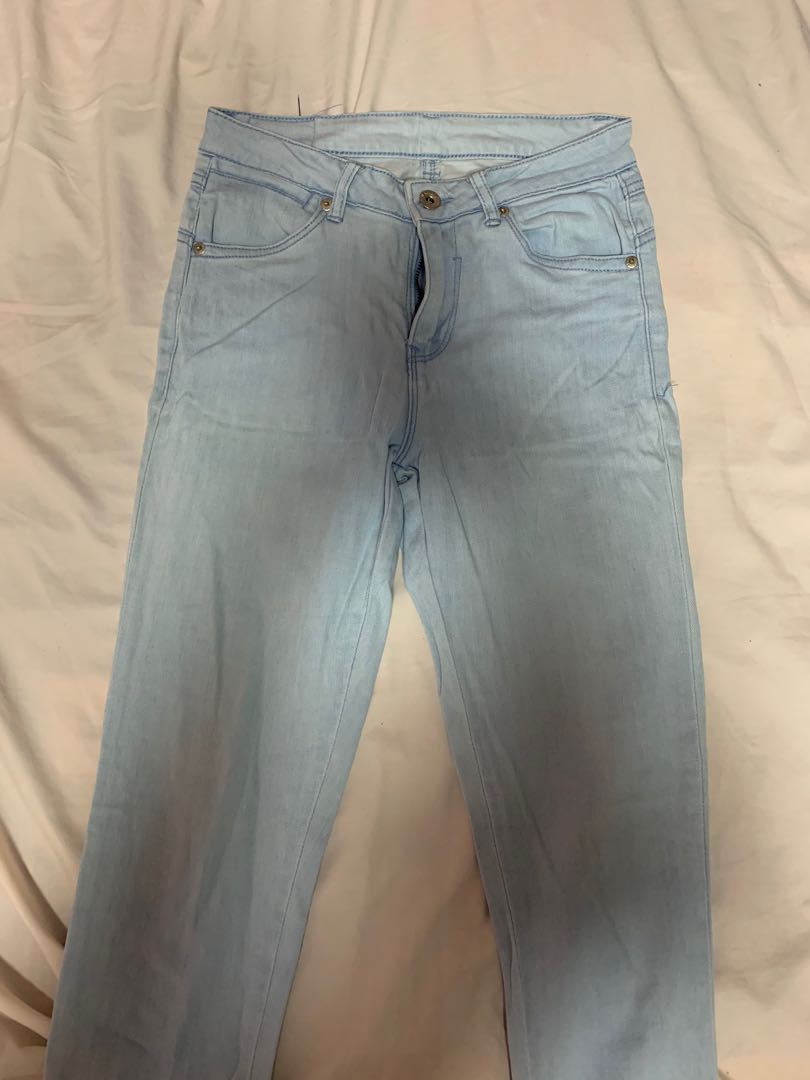 BENCH Light Blue Jeans, Women's Fashion, Bottoms, Jeans on Carousell