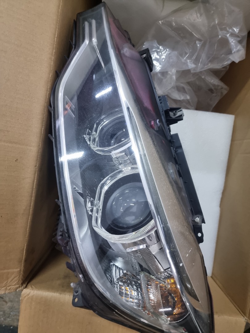 Original Bmw f30 xenon headlight 1 pair, Car Accessories, Electronics ...