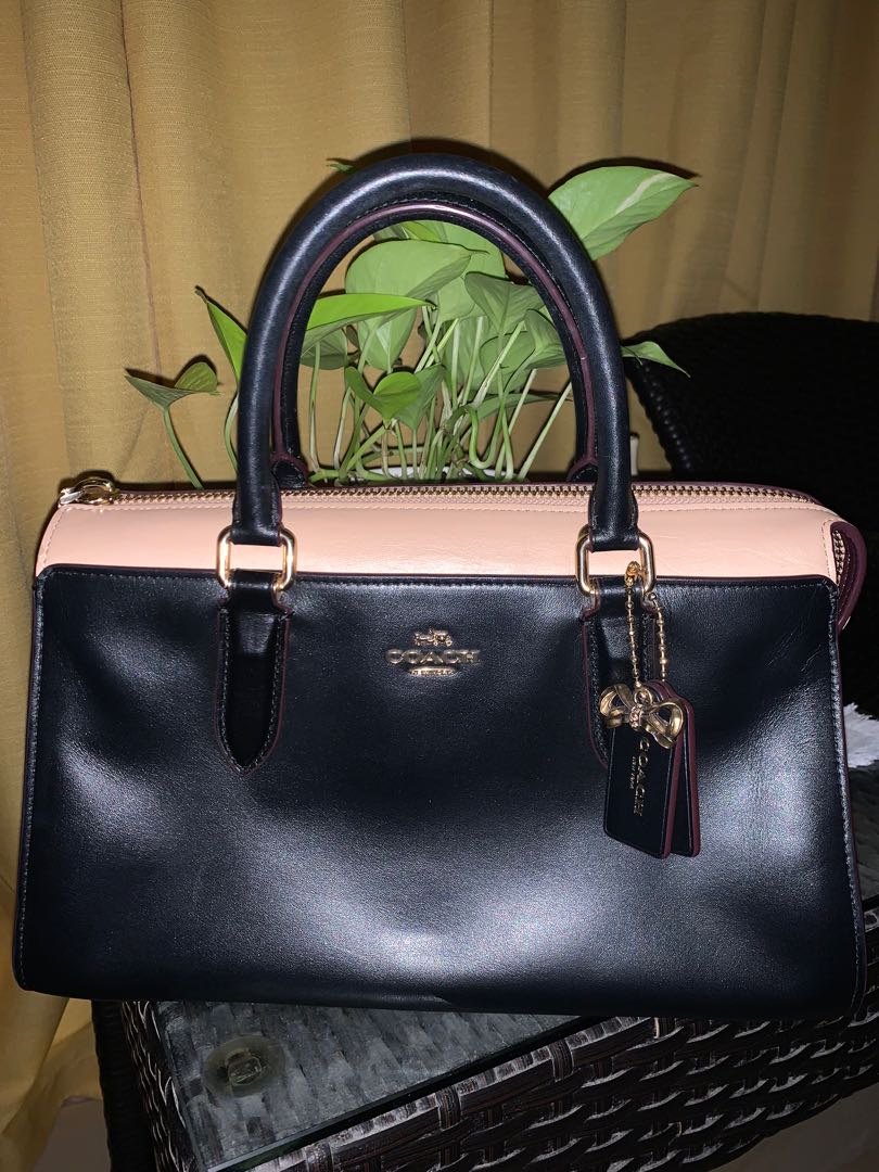 coach doctors bag, Luxury, Bags & Wallets on Carousell