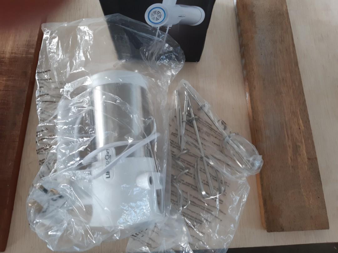 Hand held cake mixer, TV & Home Appliances, Kitchen Appliances, Hand ...