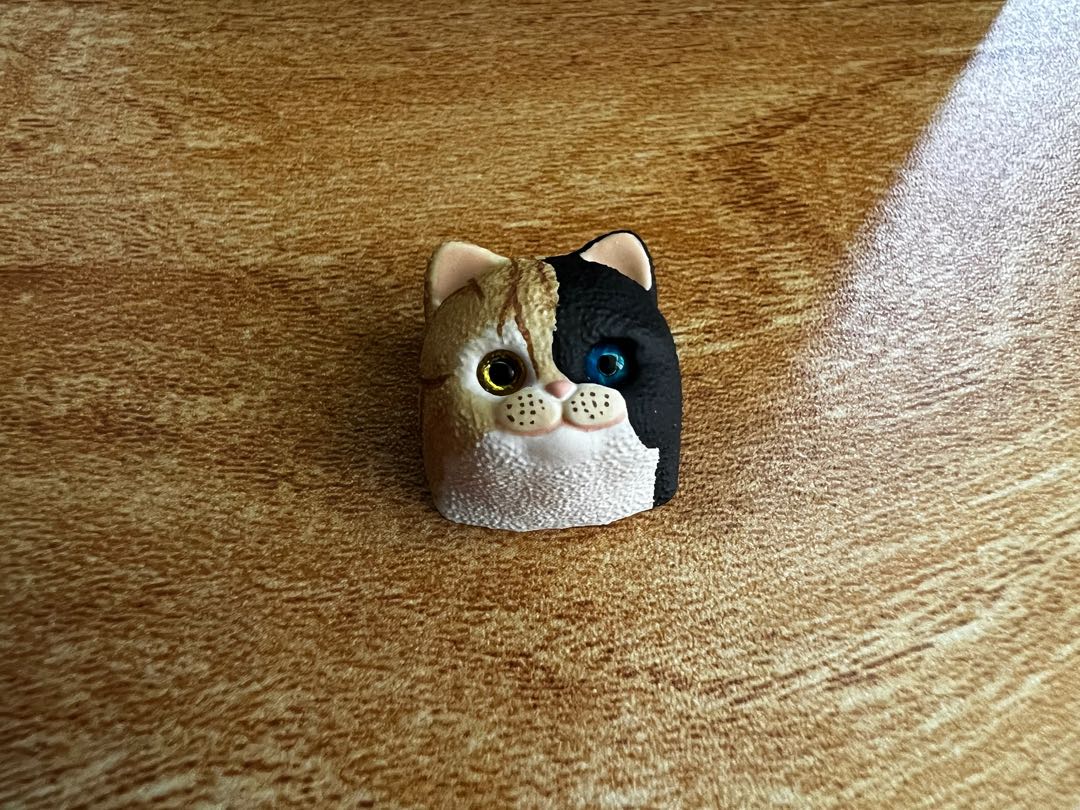 Harvey Meow (Chimera) artisan keycap by Phangkey, Computers & Tech ...