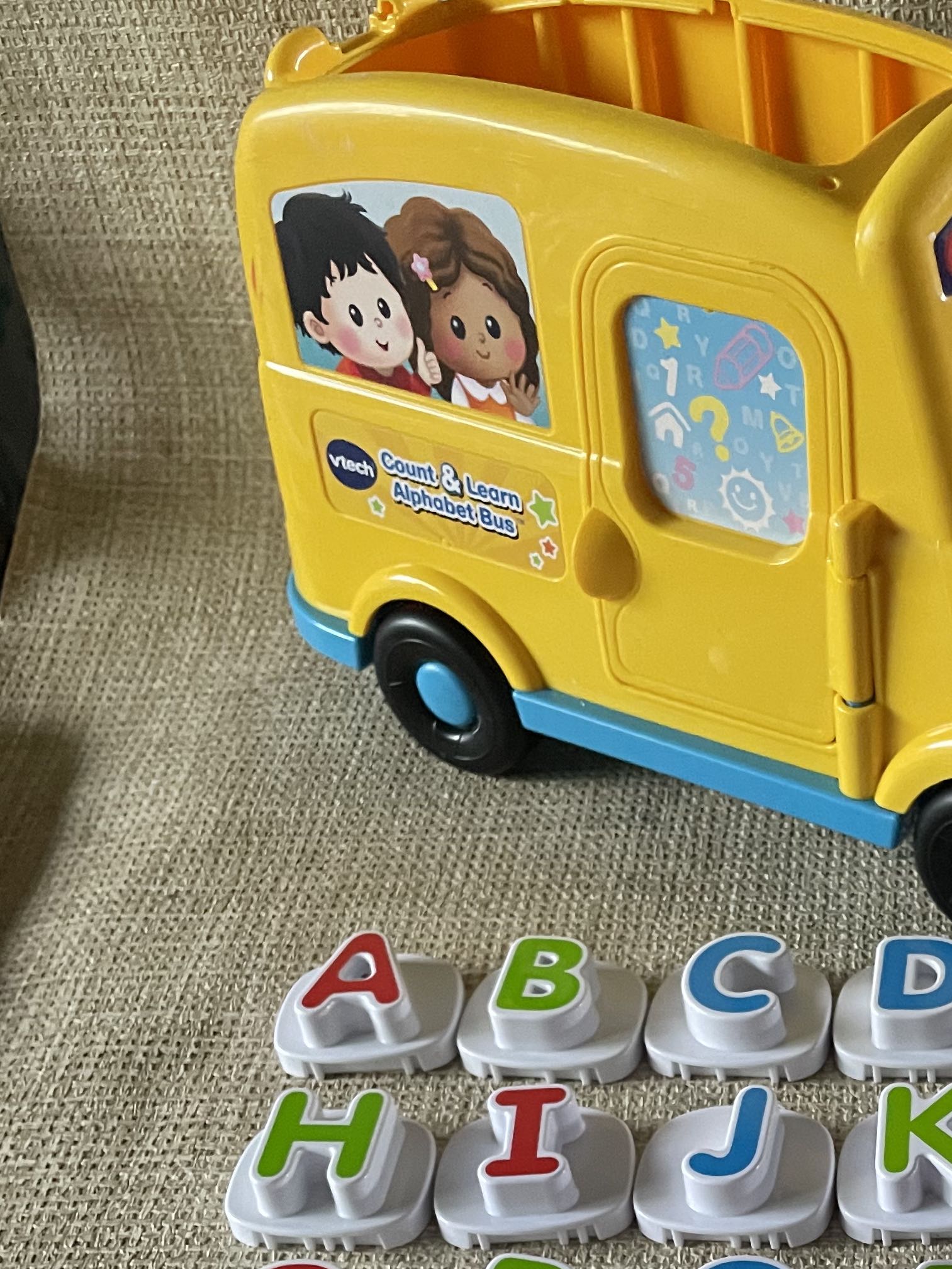Leapfrog Count and Learn Alphabet Bus, Hobbies & Toys, Toys & Games on ...