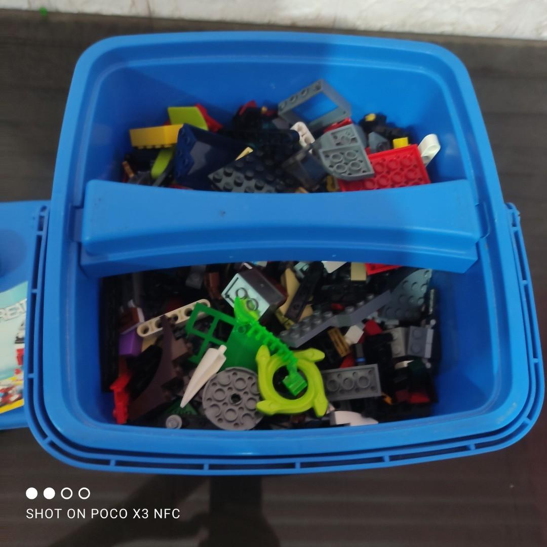 LEGO BUCKET BLUE(AUTHETIC), Hobbies & Toys, Toys & Games on Carousell