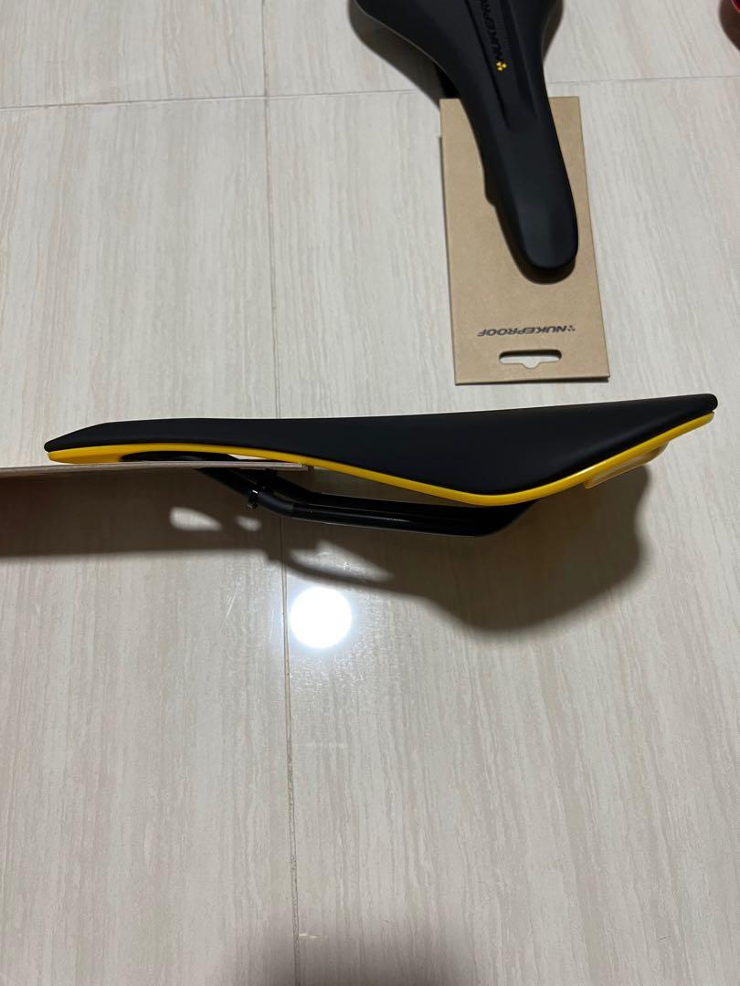 Nukeproof Vector AM Comp Chromoly Saddle, Sports Equipment, Bicycles ...