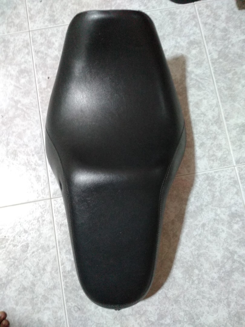 TA200/TA150 Seat perfect condition with free backrest, Motorcycles, Motorcycle Accessories on ...