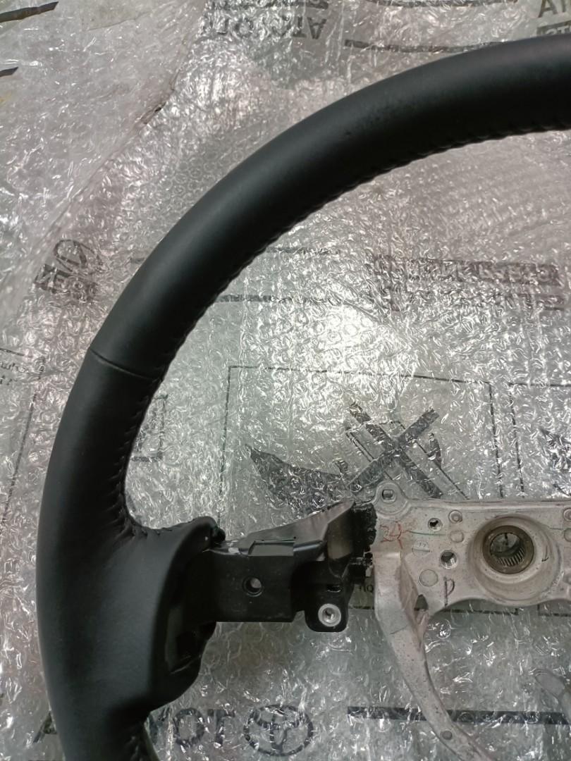 Toyota Harrier ACU30 Steering leather, Auto Accessories on Carousell