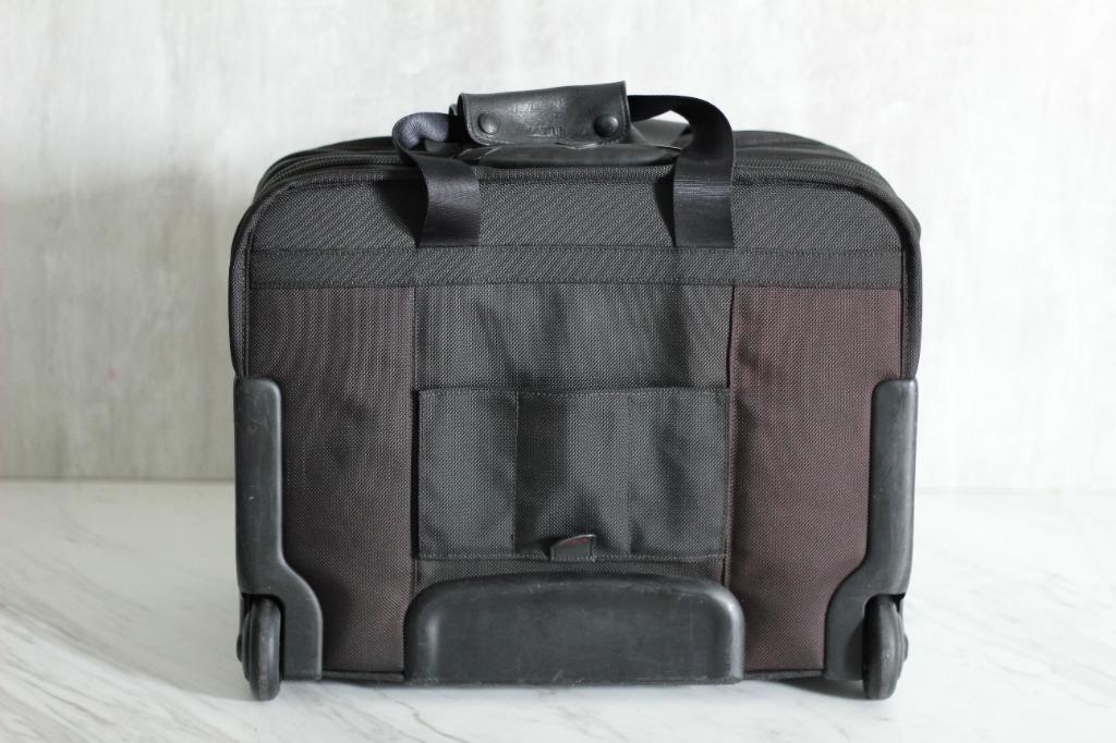 Tumi 26103DH - Alpha Wheeled Deluxe Expandable Laptop Brief / 17" laptop bag / Pilot Flight Bag ...