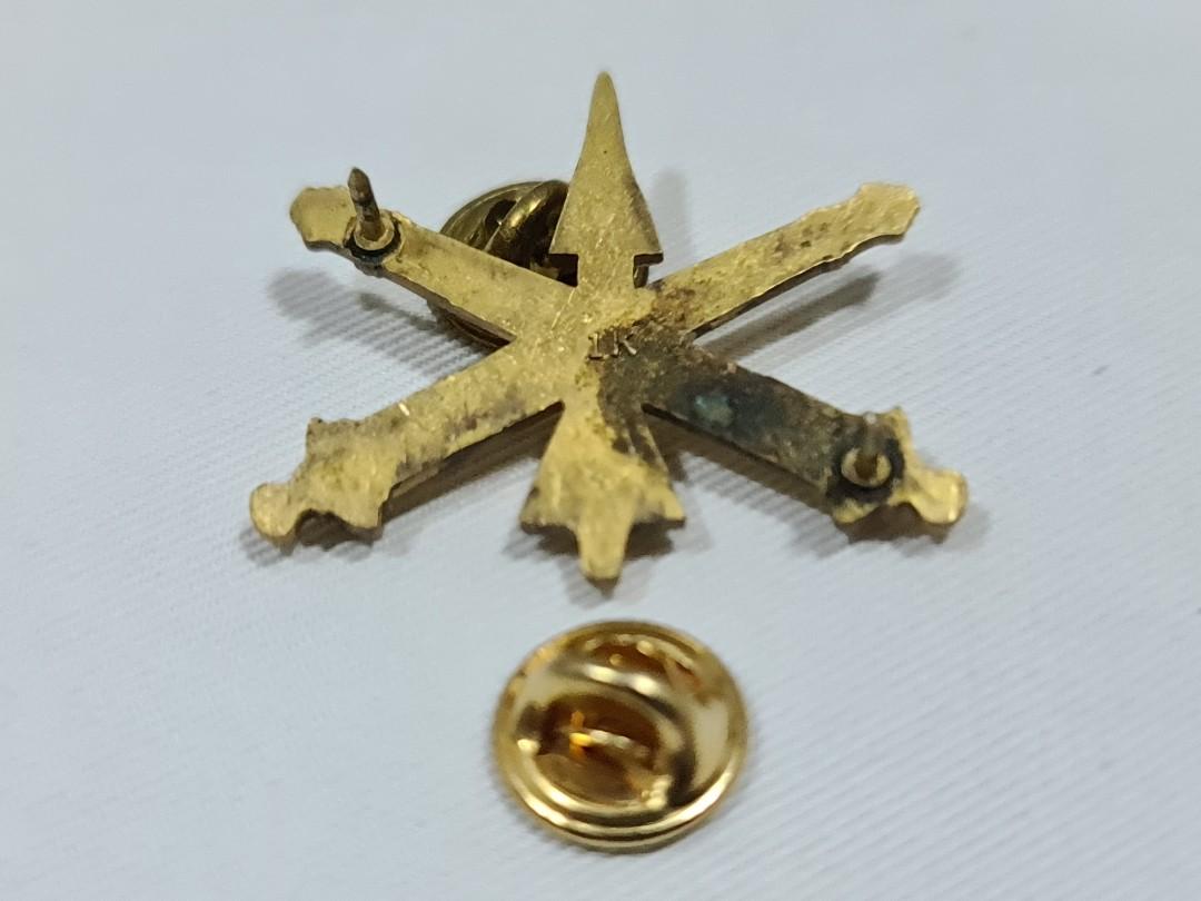 US Army Air Defence Artillery Officer Collar Pin (ADA), Men's Fashion ...