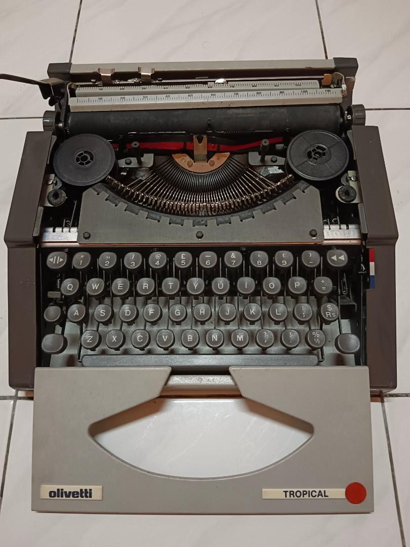 Vintage Typewriter Olivetti tropical, Computers & Tech, Parts ...