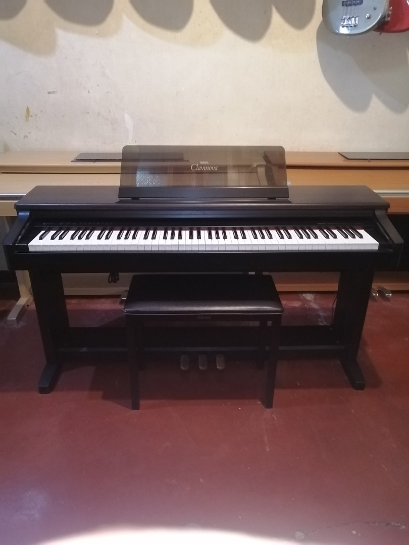 Yamaha Clavinova CLP123 Stereo, Hobbies & Toys, Music & Media, Musical ...
