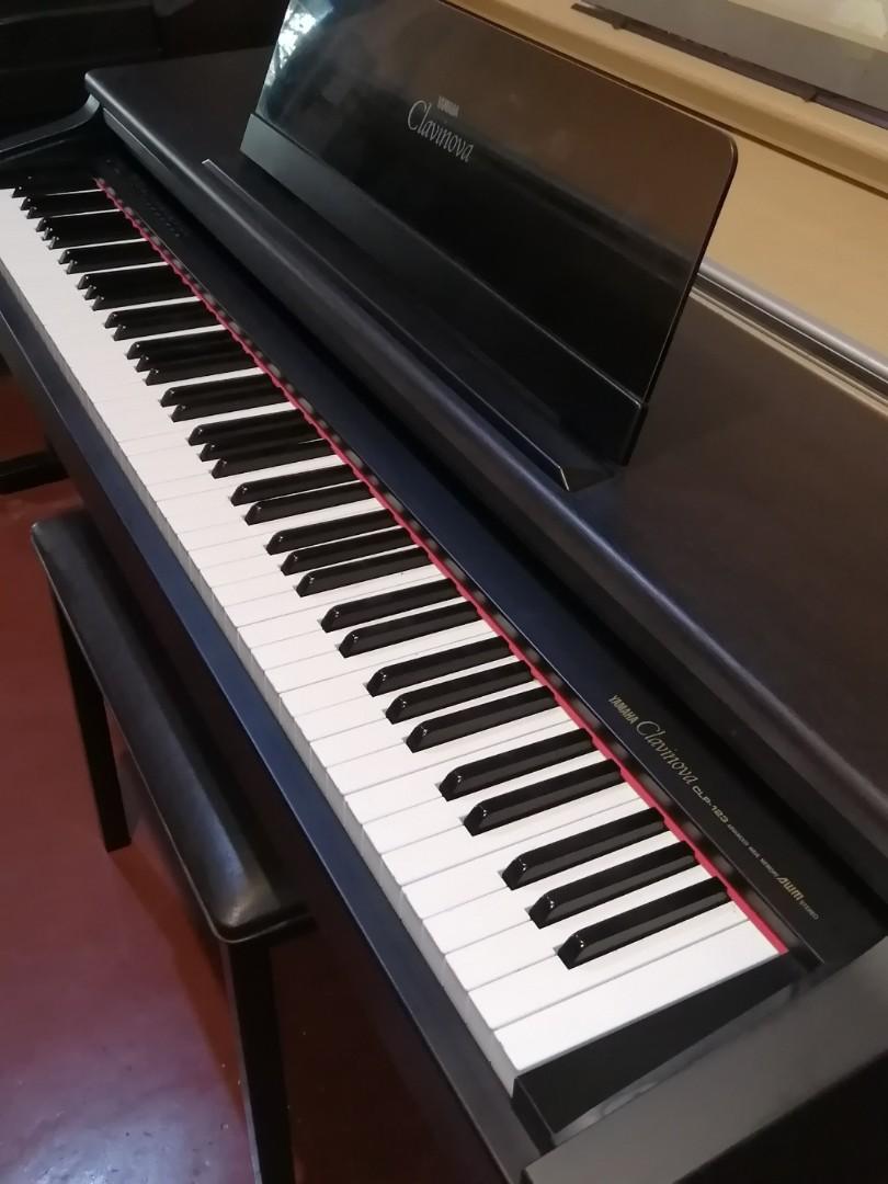 Yamaha Clavinova CLP123 Stereo, Hobbies & Toys, Music & Media, Musical ...