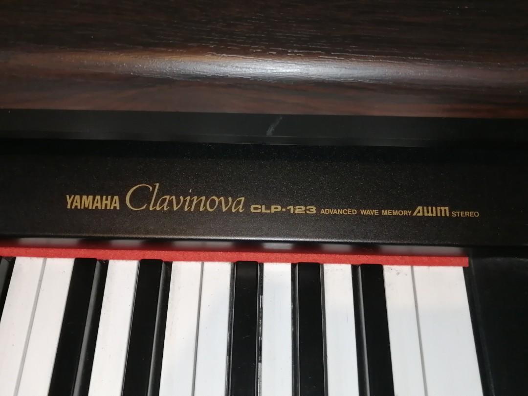 Yamaha Clavinova CLP123 Stereo, Hobbies & Toys, Music & Media, Musical ...