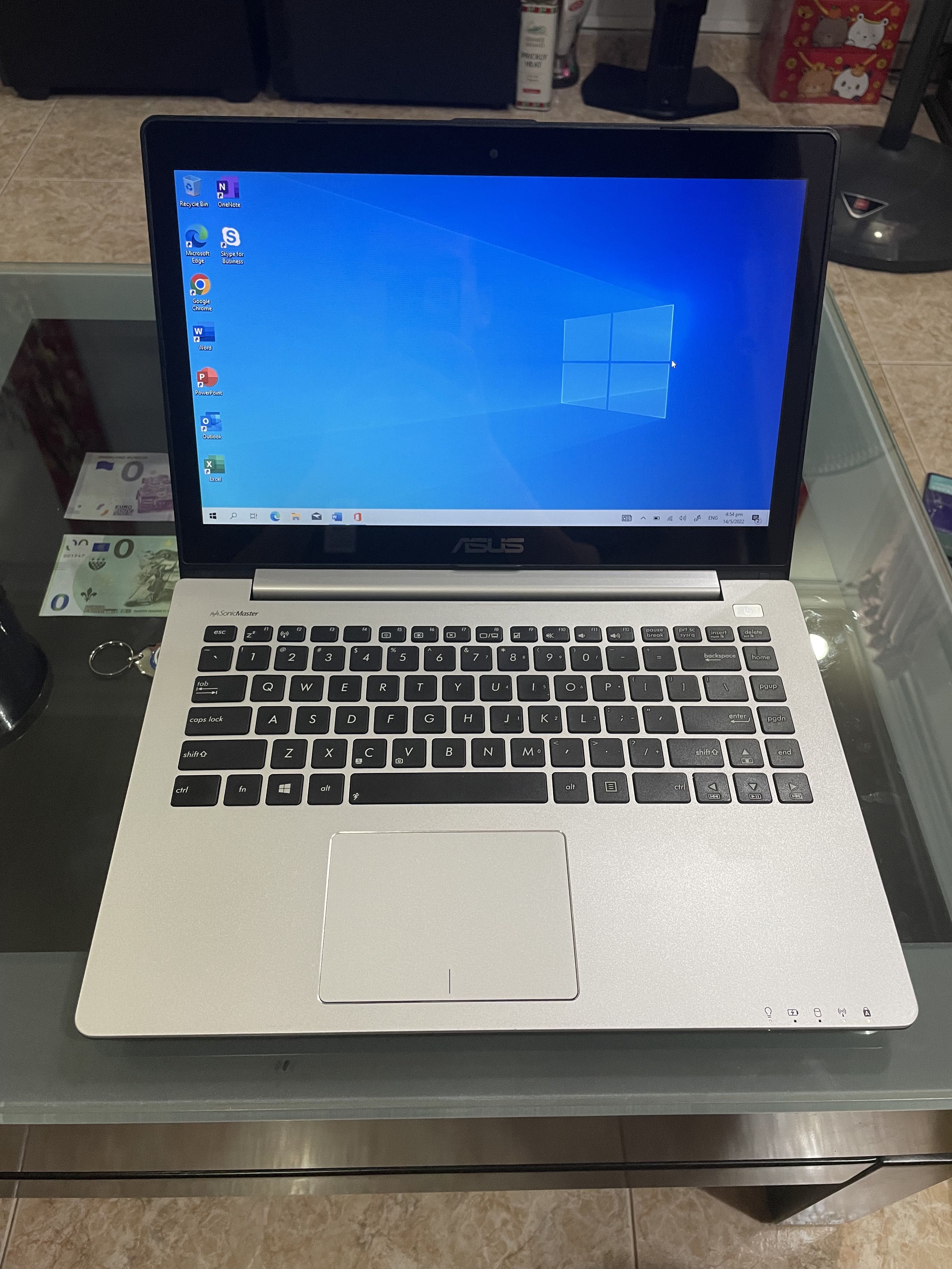 Asus VivoBook S400C SSD, Computers & Tech, Laptops & Notebooks on Carousell