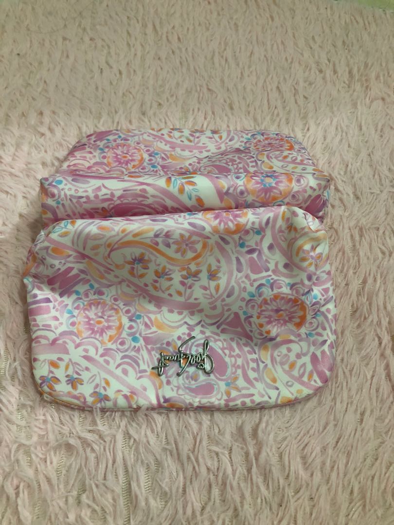Authentic Jill Stuart makeup pouch, Women's Fashion, Bags & Wallets ...