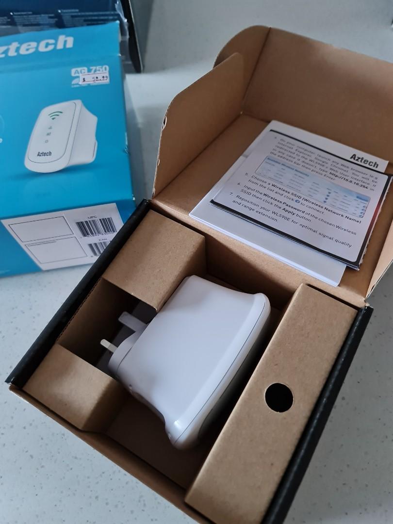 Aztech WL590E 750Mbps wireless AC Repeater, Computers & Tech, Parts ...