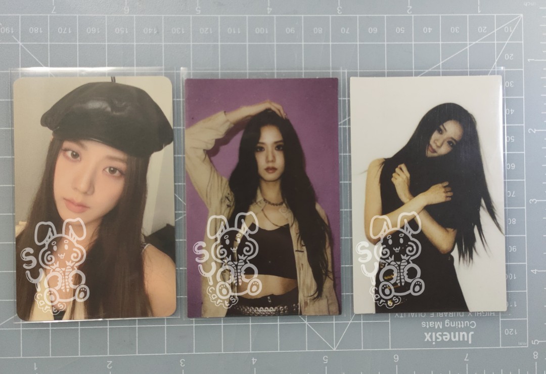 blackpink jisoo the album pob beretsoo, Hobbies & Toys, Memorabilia ...