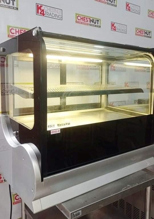 Chee Puck Cake Display Showcase Chiller, TV & Home Appliances, Kitchen ...