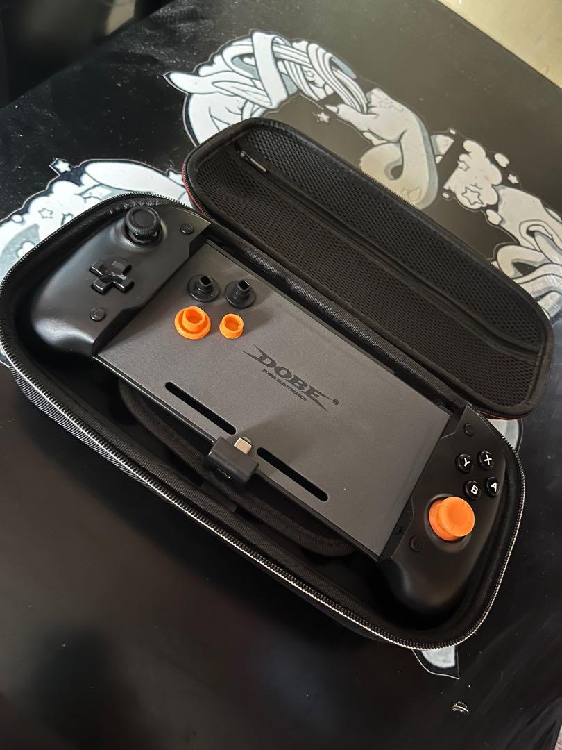 FS: Dobe Dual Motor Gamepad controller with carrying case, Video Gaming ...