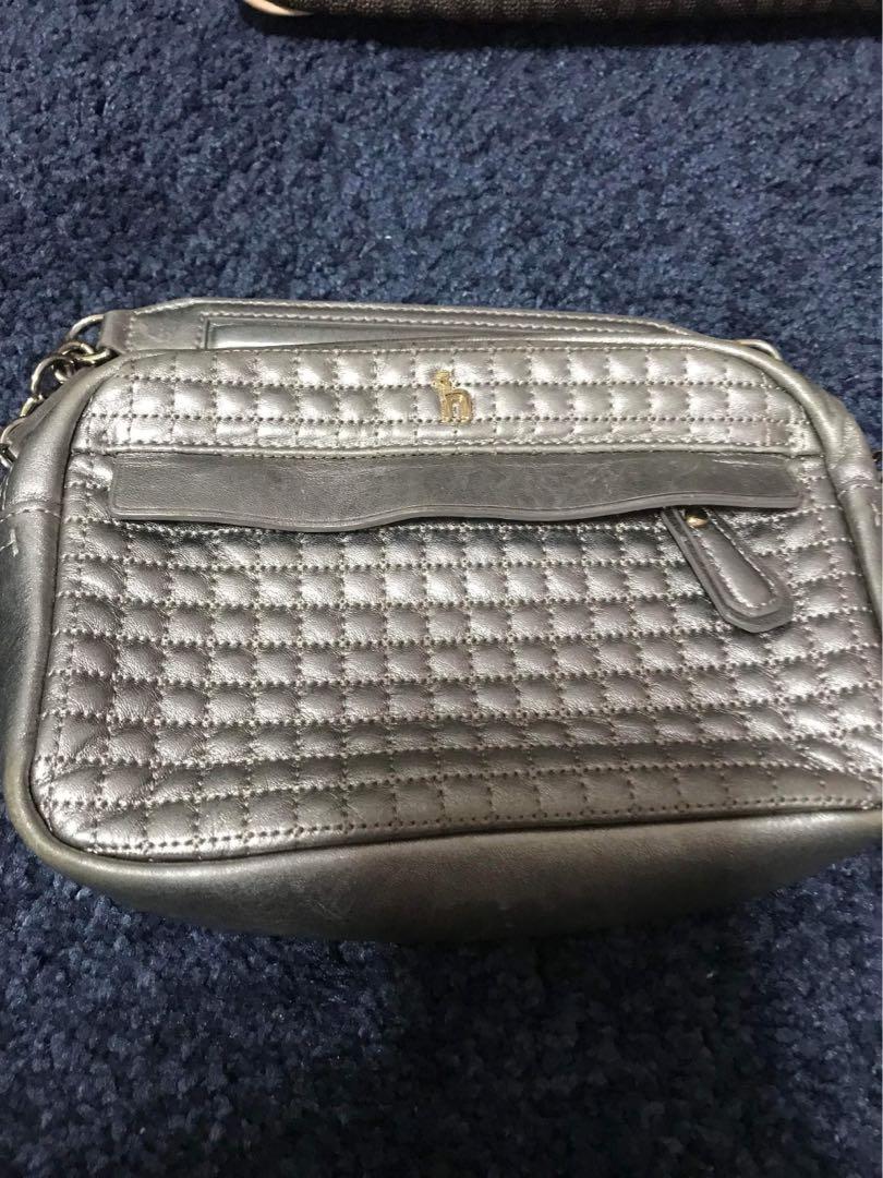 Hazzys, Women's Fashion, Bags & Wallets, Clutches on Carousell