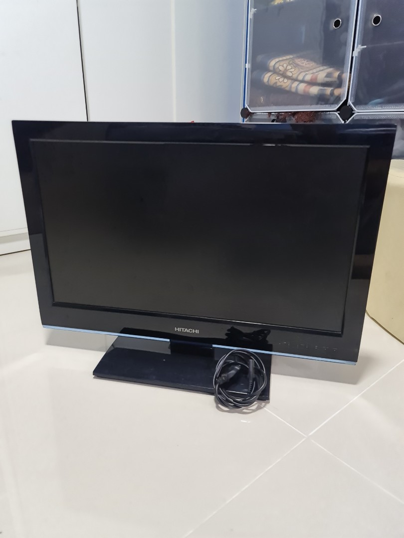 Hitachi 24" TV monitor, TV & Home Appliances, TV & Entertainment, TV on ...