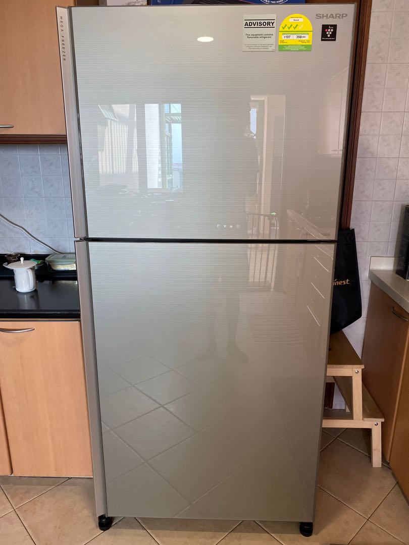 Huge Sharp Refrigerator/Freezer, TV & Home Appliances, Kitchen ...