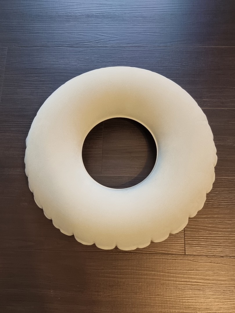 Inflatable donut ring for hemorrhoids relief comfort pain, Health ...