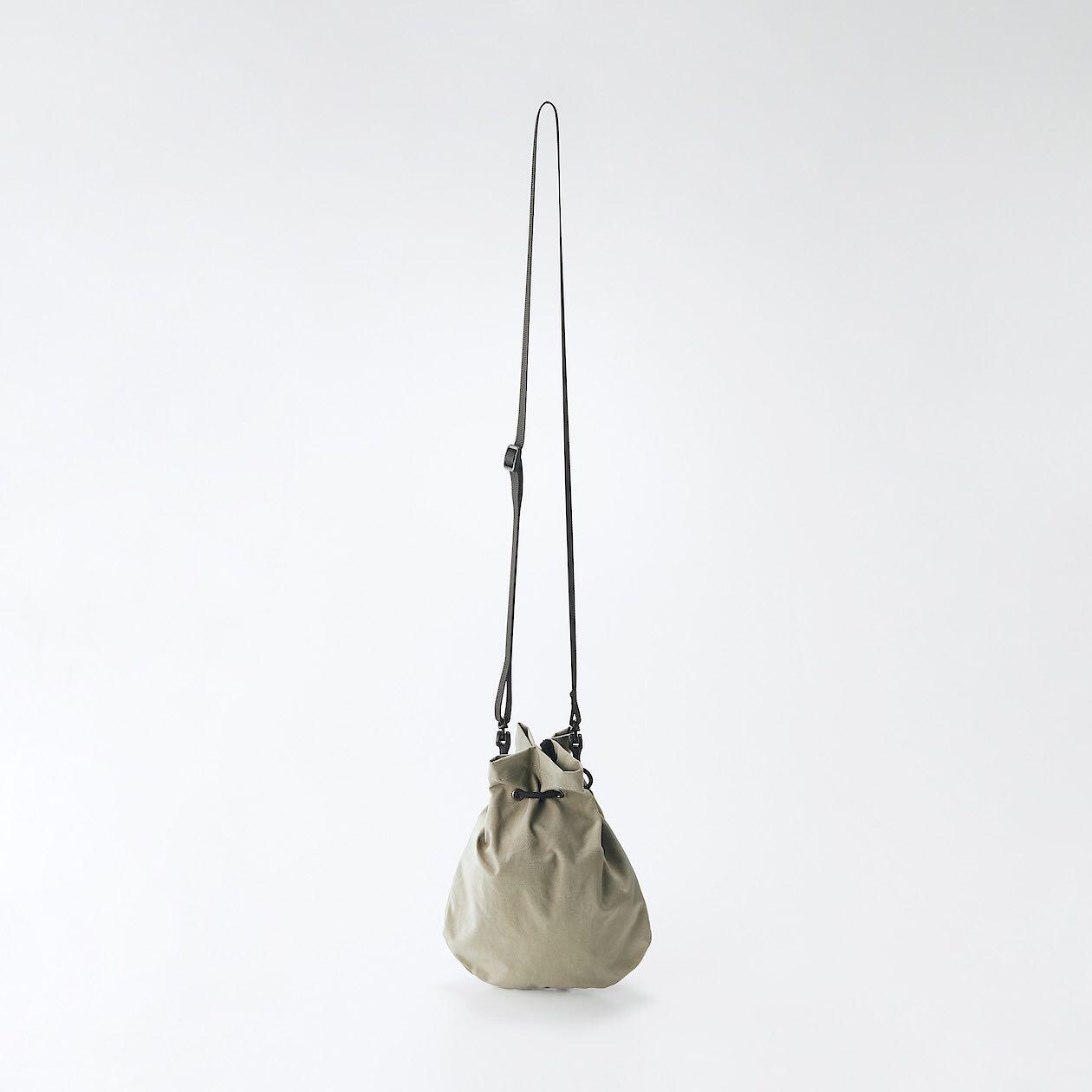 (Sold) MUJI LABO Sling Pouch Sacoche in Olive Green [FREE Tracked Mail ...