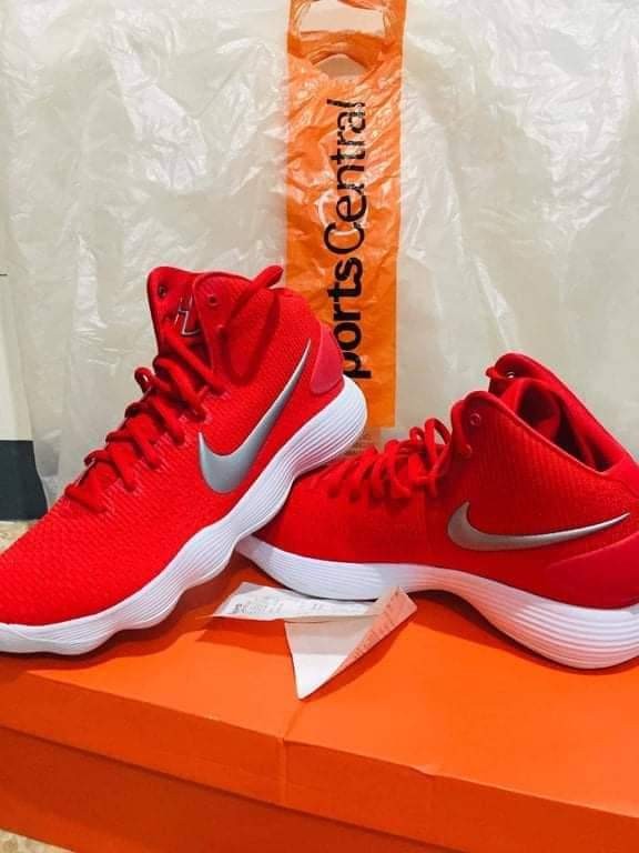 Nike hyper dunk, Men's Fashion, Footwear, Dress Shoes on Carousell