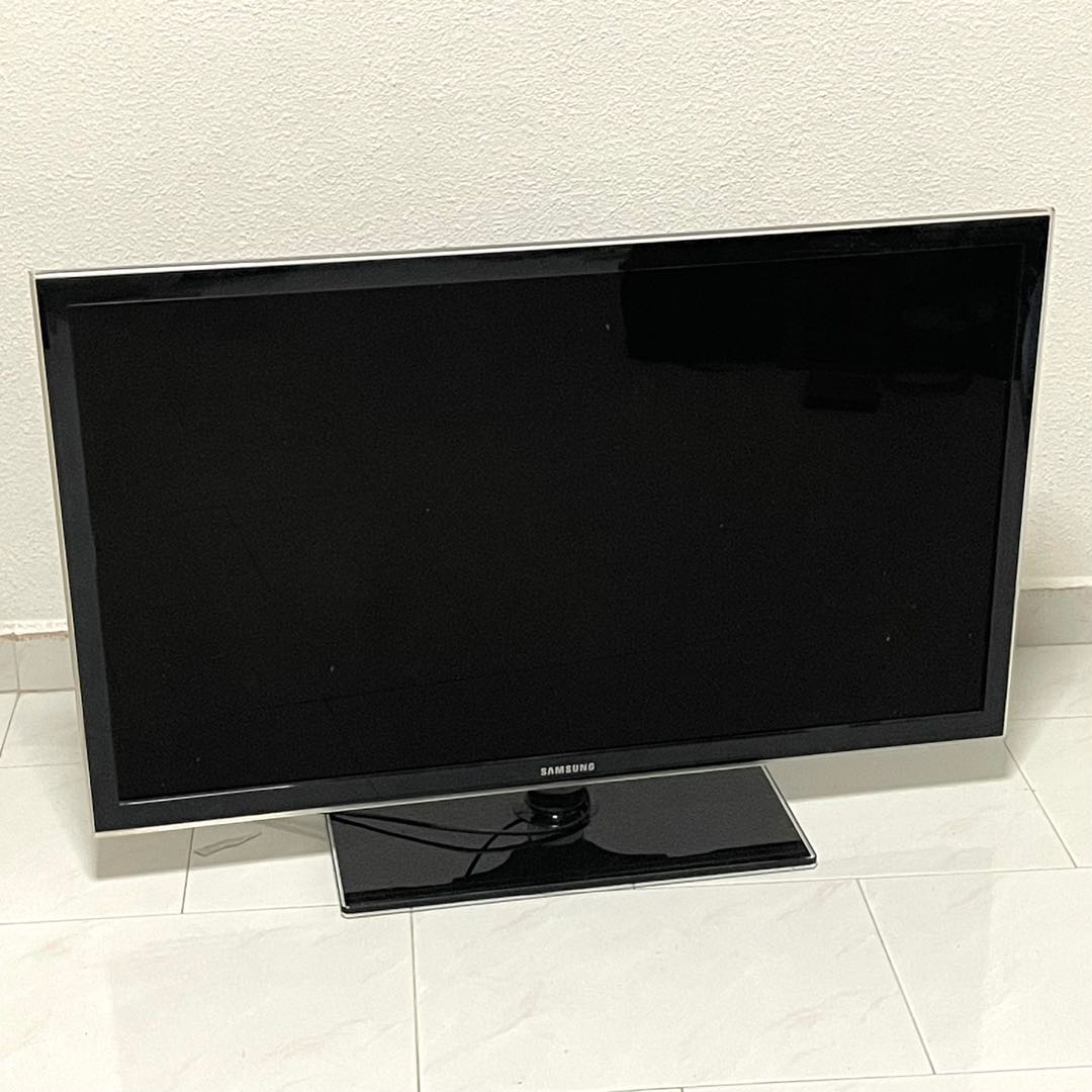 Samsung 40" LED TV, TV & Home Appliances, TV & Entertainment, TV on ...