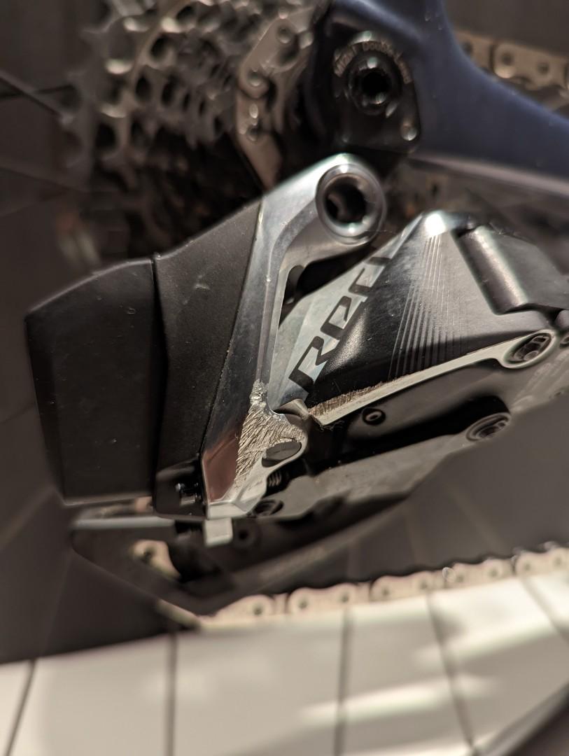 SRAM Red eTap AXS 2x12 Disc Groupset, Sports Equipment, Bicycles ...