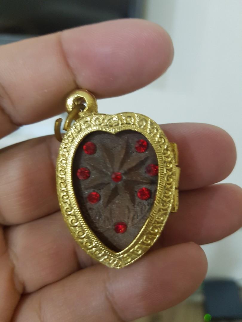 Thai amulet, Hobbies & Toys, Memorabilia & Collectibles, Religious ...