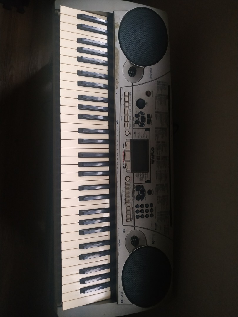 Yamaha Keyboard EZ-30 61 Keys with pedal, Hobbies & Toys, Music & Media ...