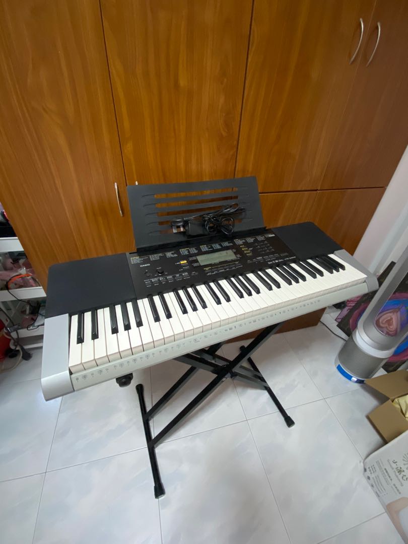 Casio Keyboard with Stand, Hobbies & Toys, Music & Media, Musical ...