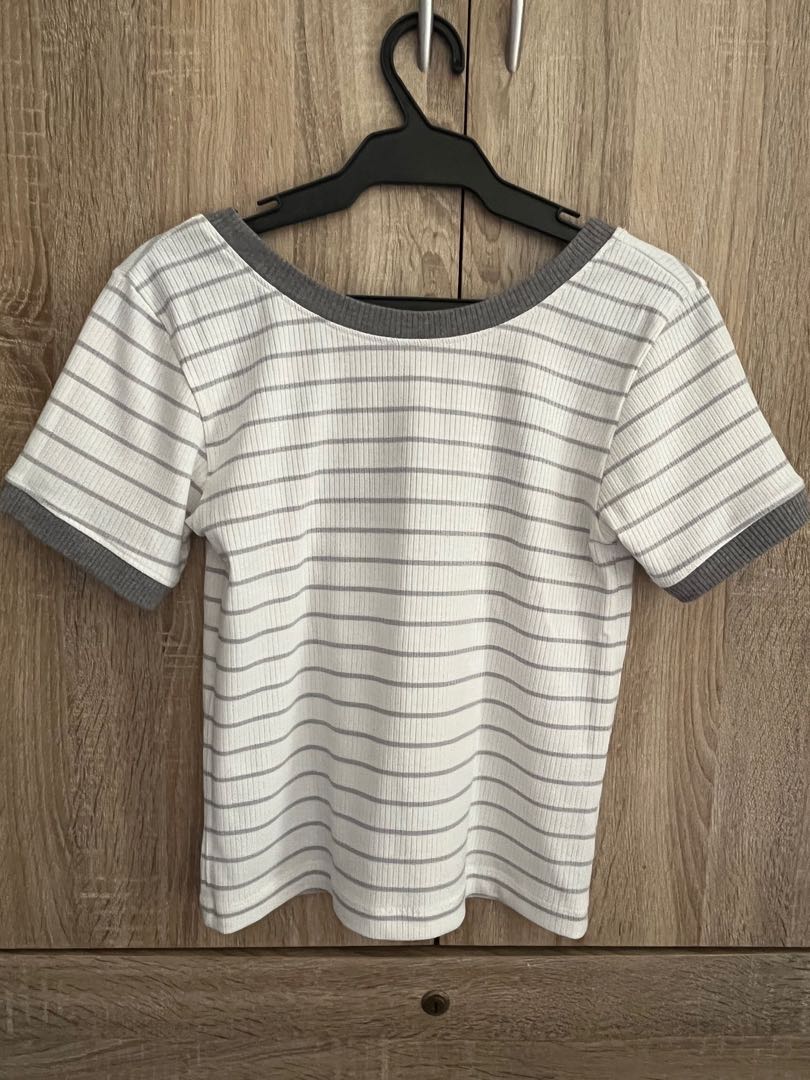 Folded & Hung top, Women's Fashion, Tops, Blouses on Carousell