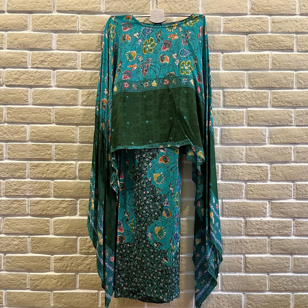 Green batik set with pario tie bottom from Batik Beauty, Women's ...