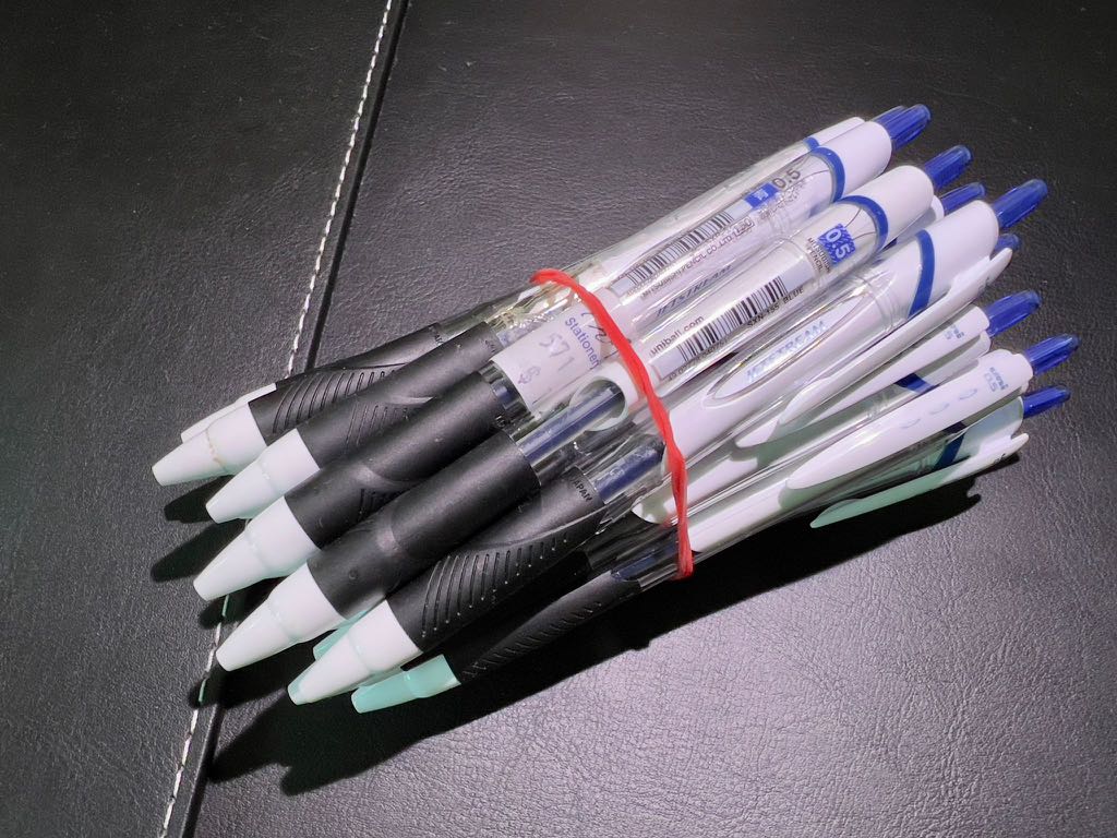 Mitsubishi Jetstream ballpoint pens for PSLE, Hobbies & Toys ...