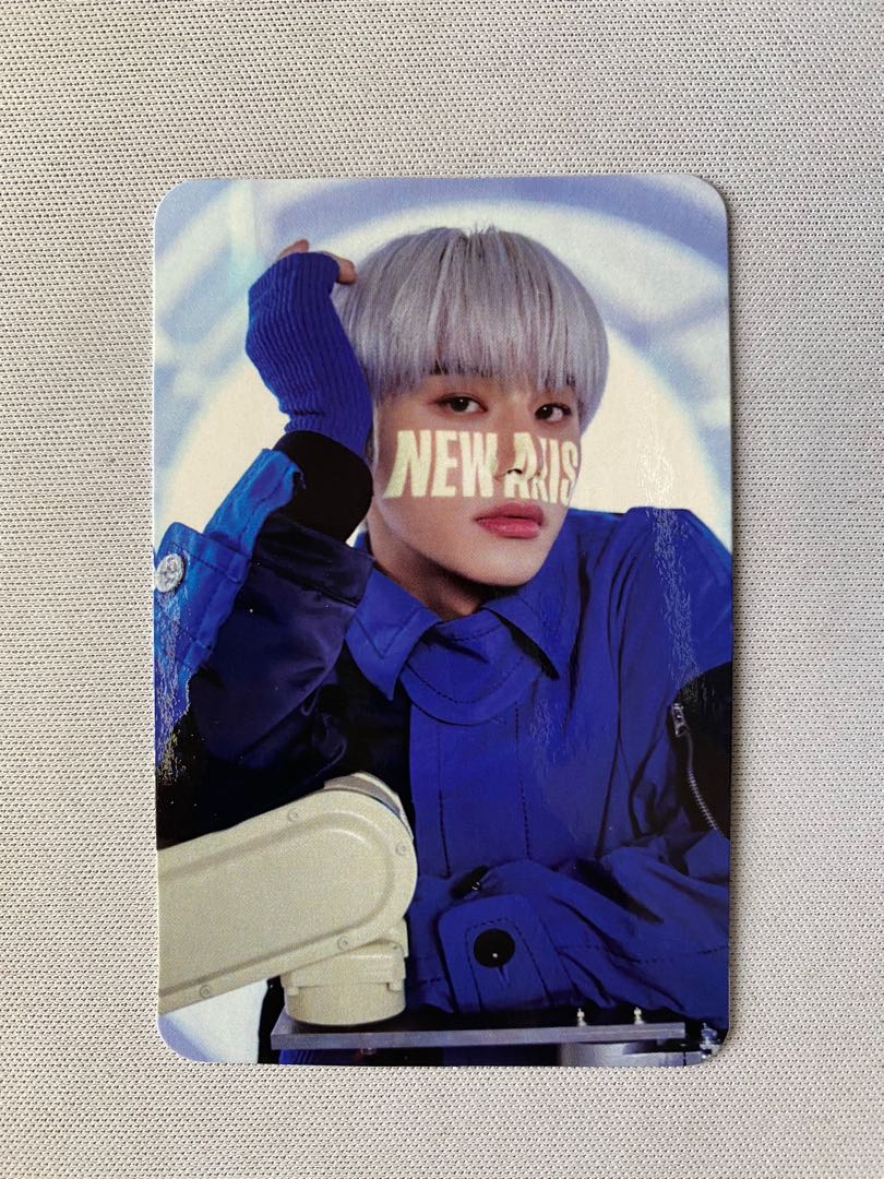 NCT x 0917 Globe Jungwoo PC, Hobbies & Toys, Memorabilia & Collectibles ...