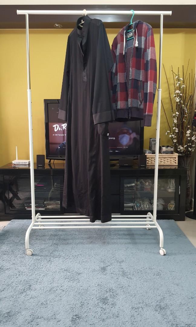 Penyangkut Baju, Furniture & Home Living, Furniture, Other Home ...