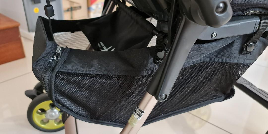 Preloved Combi Miracle Turn Premier Stroller, Babies & Kids, Going Out ...